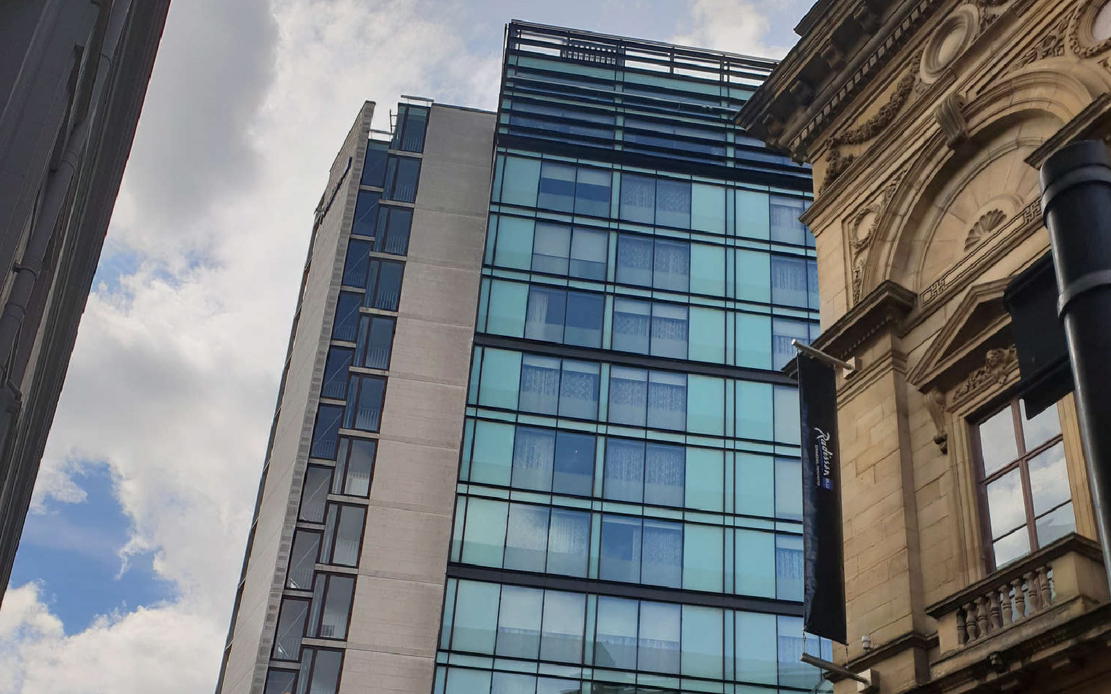 Radisson Blu | Hotel Curtain Wall Spraying | USP Coatings